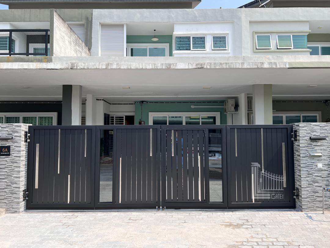 Aluminium Folding Gate #11 – Trakless Gate